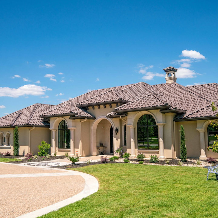 75 Mixed Siding Exterior Home with a Tile Roof Ideas You'll Love ...