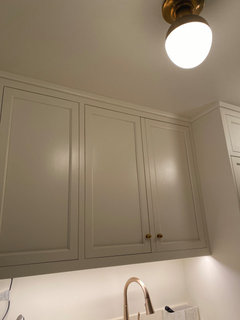 kitchen cabinets—cove or crown molding?