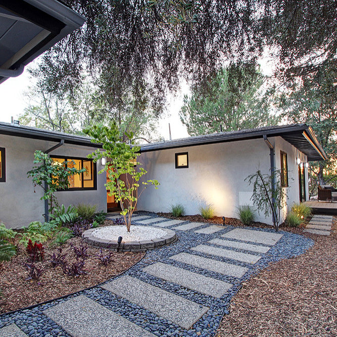 75 Mid-Century Modern Porch Ideas You'll Love - June, 2026 | Houzz