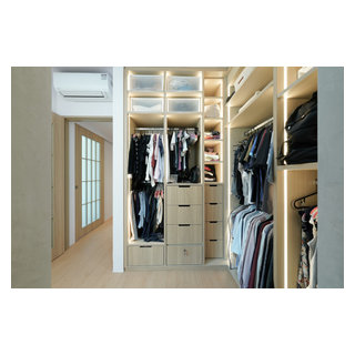 Minimalist Zen Forge - Asian - Closet - Singapore - by Ngieng Spatial ...
