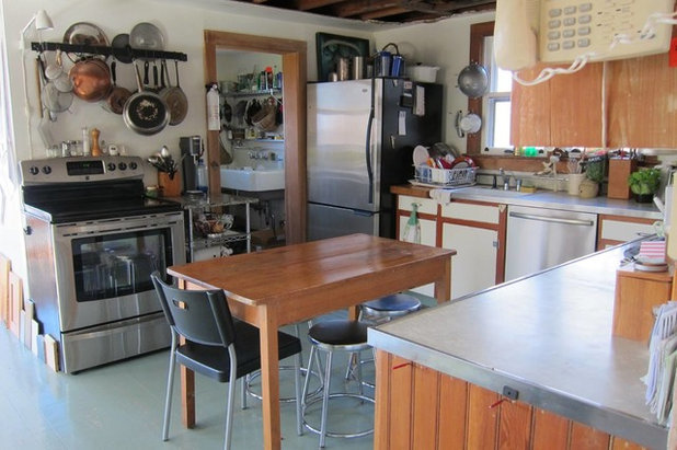 Room of the Day: Rustic 1830s Farmhouse Kitchen Cozies Up