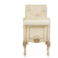 Platine de Royale Velvet Accent Bench - Champagne - Victorian ...