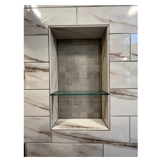 Indianapolis Zero-Threshold Shower - Craftsman - Bathroom ...