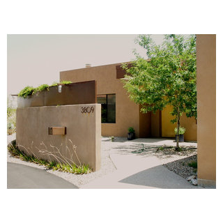 entry path from street to front door - Contemporary - Phoenix - by ...