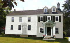 How to aesthetically connect two houses put together