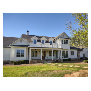 Farmhouse Style Custom Home Design Exterior Close-Up - Farmhouse ...