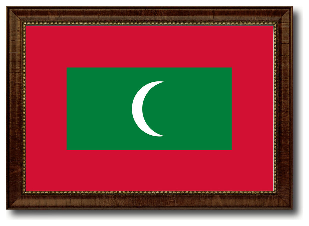 Maldives Country Flag Canvas Print, 15"x21", 27"x39" - Traditional ...