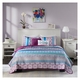 Intelligent Design Joni Reversible Quilt Set With Throw Pillows, Purple ...