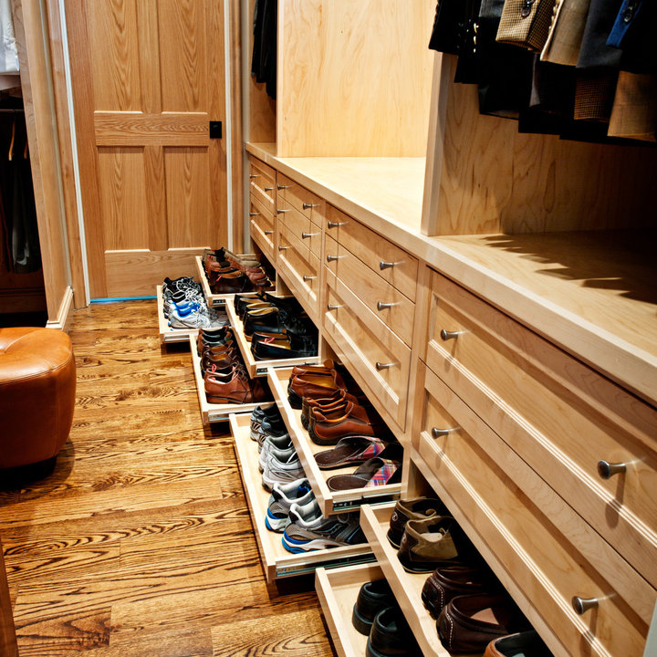 75 Beautiful Storage and Wardrobe Ideas & Designs - December 2025 ...