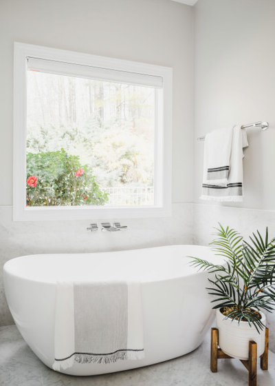 Bathroom of the Week: Save-and-Splurge Strategy for a Master Bath