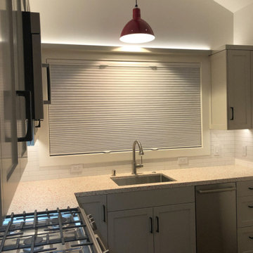 75 Small Kitchen with Red Countertops Ideas You'll Love - April, 2022 ...