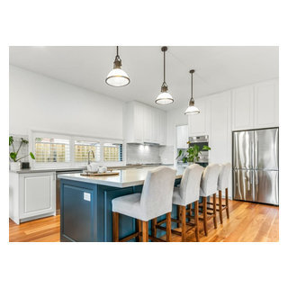 Mentone Classic Kitchen and Butler's Pantry - Kitchen - Melbourne - by ...