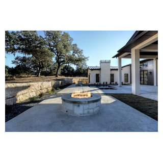 Hill Country Modern - Cordillera Ranch - Contemporary - Patio - Austin ...