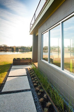 How to modernize my mid century split level house exterior?