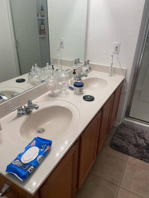 Help laying out small linear master bathroom