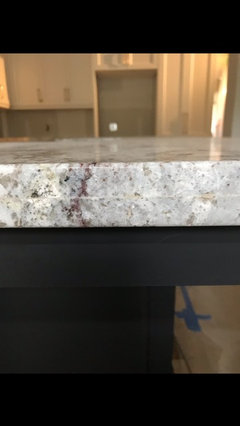 Granite countertop noticeable seam