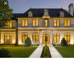 Bay windows on first floor