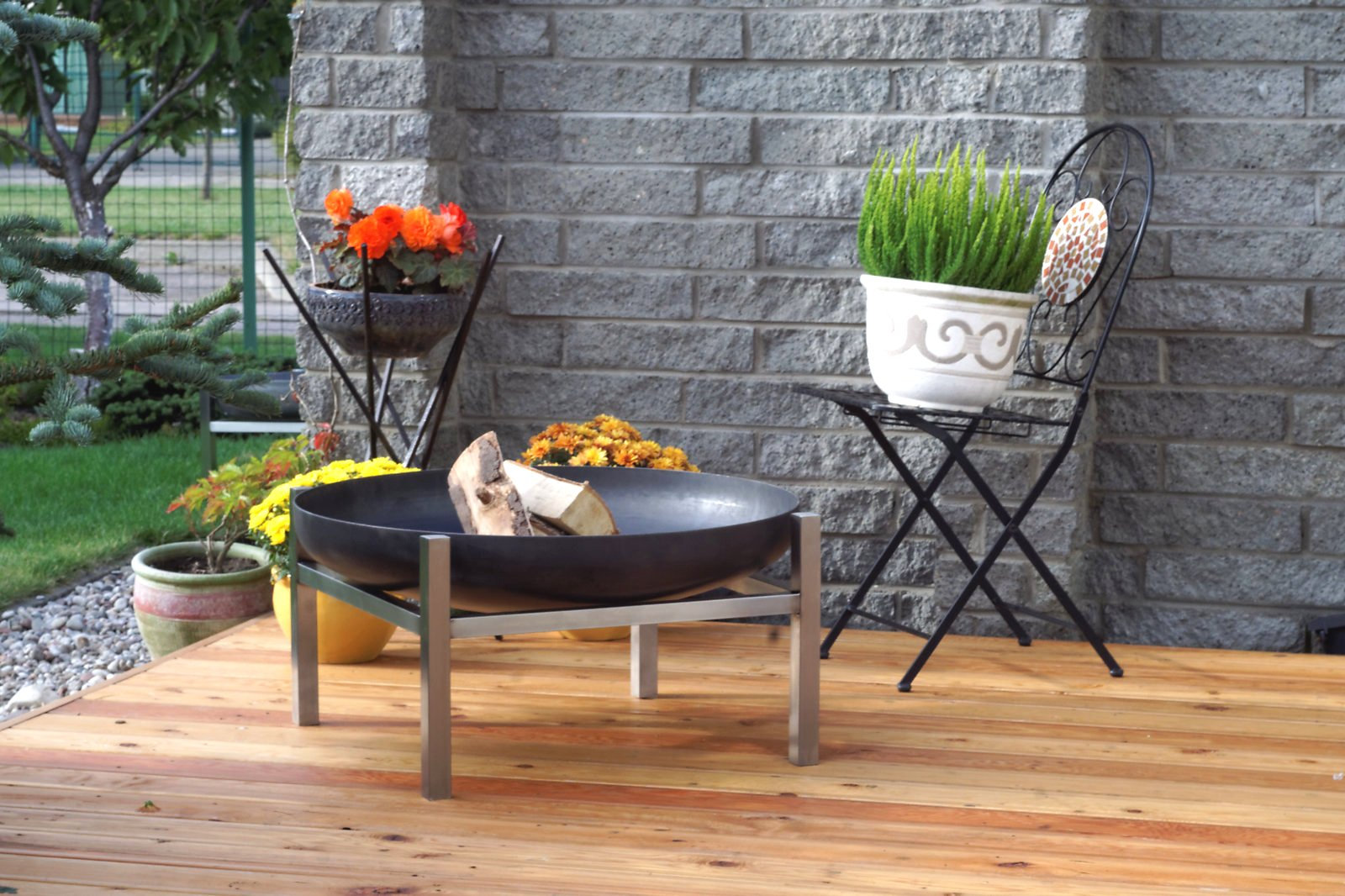 Parnidis Modern Outdoor Rust & Stainless Steel Fire Pit, Large, 31 ...