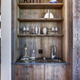 75 Beautiful Rustic Home Bar Pictures & Ideas | Houzz