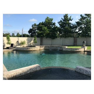 Travertine Pools with Raised Beam Walls - Houston - by Great Escapes ...