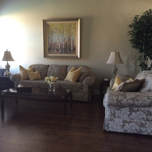 GREAT ROOM - (15' ceiling) & (13' X 18' room size)