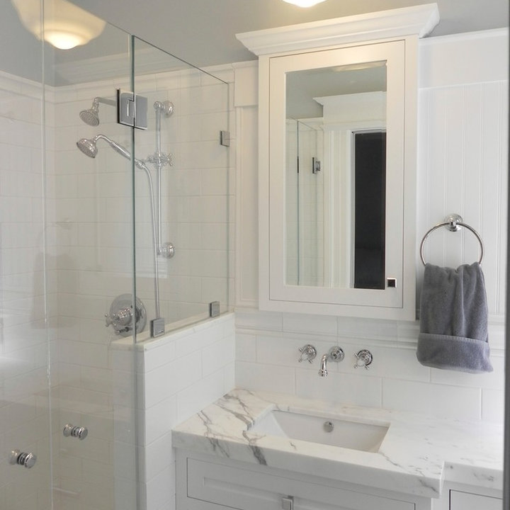 75 Ceramic Tile Bathroom Ideas You'll Love - January, 2026 | Houzz