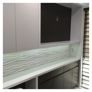 high gloss acrylic/textured laminate kitchen - Modern - Miami - by ...
