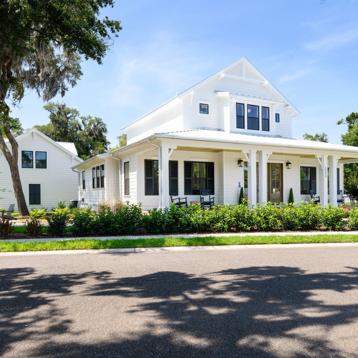 75 Most Popular 75 Beautiful Exterior with a White Roof Ideas & Designs ...