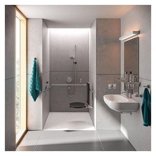 Barrierefreie Bäder modern interpretiert - Modern - Bathroom - Hamburg ...