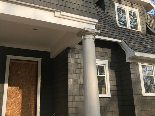 Caps on columns and amount of overhang...