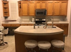 Rounded edge kitchen island. Yes or No?