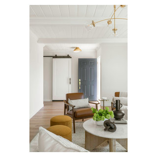 #COZYFAMILYHOME - Modern - Living Room - Los Angeles - by Moona Home ...