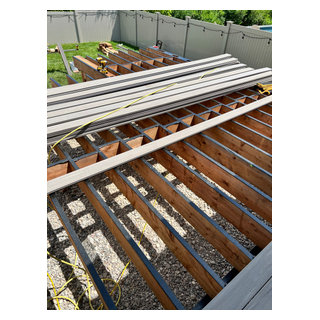 Azek's Coastline ,Dark Hickory with Timbertech's IRX modern top railing ...