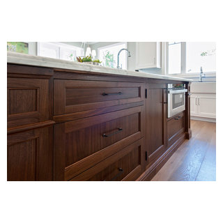 Cape Cod Kitchen Island - Traditional - Los Angeles - by Golden Touch ...