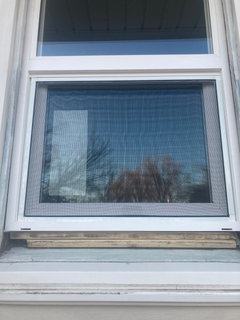 1” gap between window and frame