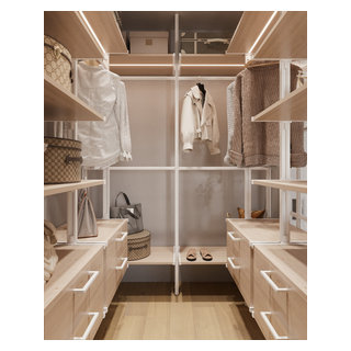 Дизайн проект квартиры ЖК Панин 72м - Contemporain - Armoire et ...