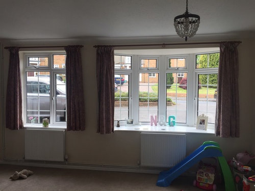 Bay window: blinds or curtains? Inside or outside the recess?! | Houzz UK