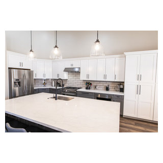 McCandles Kitchen Renovation - Farmhouse - Kitchen - Phoenix - by Haus ...