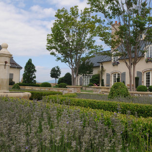 75 Beautiful French Country Front Yard Landscaping Pictures & Ideas | Houzz