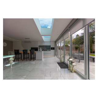 Bright and open plan kitchen - Modern - Kitchen - London - by Cadoo ...