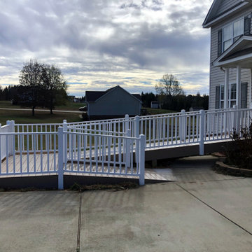 Composite Decking With Ada Ramp - Photos & Ideas | Houzz