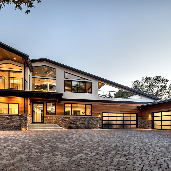 Asymmetrical Roof - Photos & Ideas | Houzz