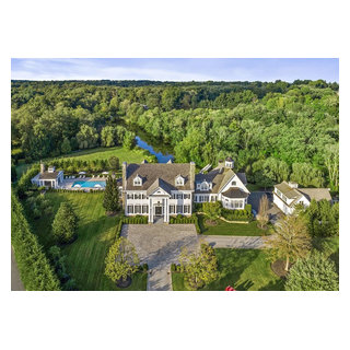 Lakefront Compound - New York - by The Robin Kencel Team | Houzz