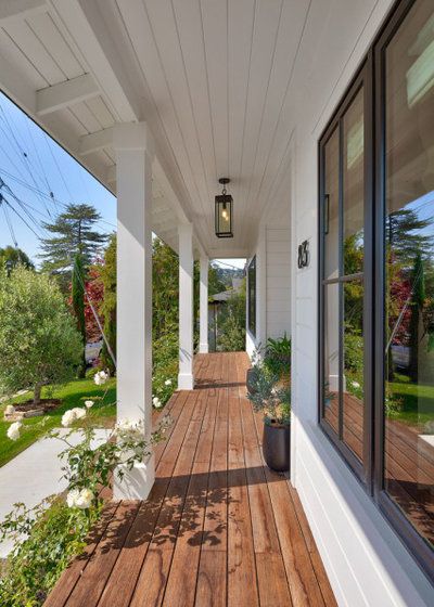 10 Welcoming Front Porches Ready for Warm Weather