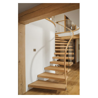 Curved floating staircase - Farmhouse - Staircase - by Oakwrights | Houzz