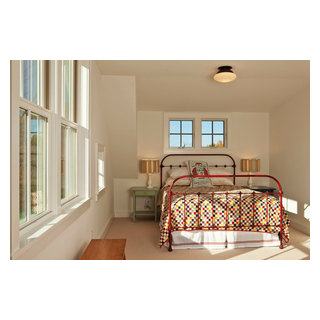 Holly Ridge Farmhouse - Farmhouse - Minneapolis - by SALA Architects ...