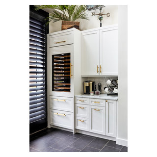 Capitol Hill Classic - Traditional - Home Bar - DC Metro - by John ...