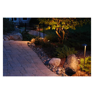 Path/Walkways - Landscape - Minneapolis - by TouchStone Accent Lighting ...