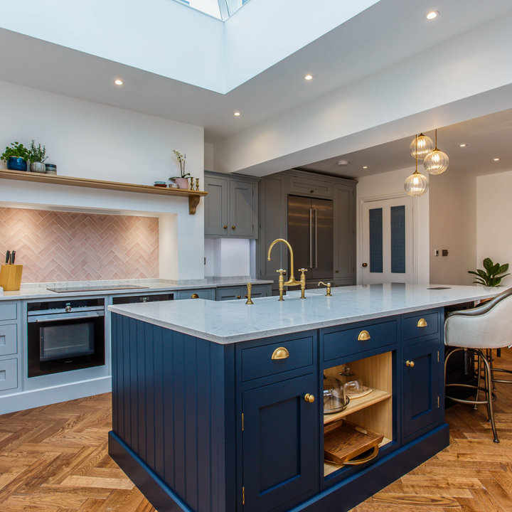 75 Beautiful Kitchen with a Chimney Breast Ideas and Designs - October ...