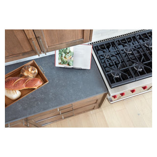 Metropolis Dark Quartz Kitchen - Contemporary - Kitchen - Phoenix - by ...